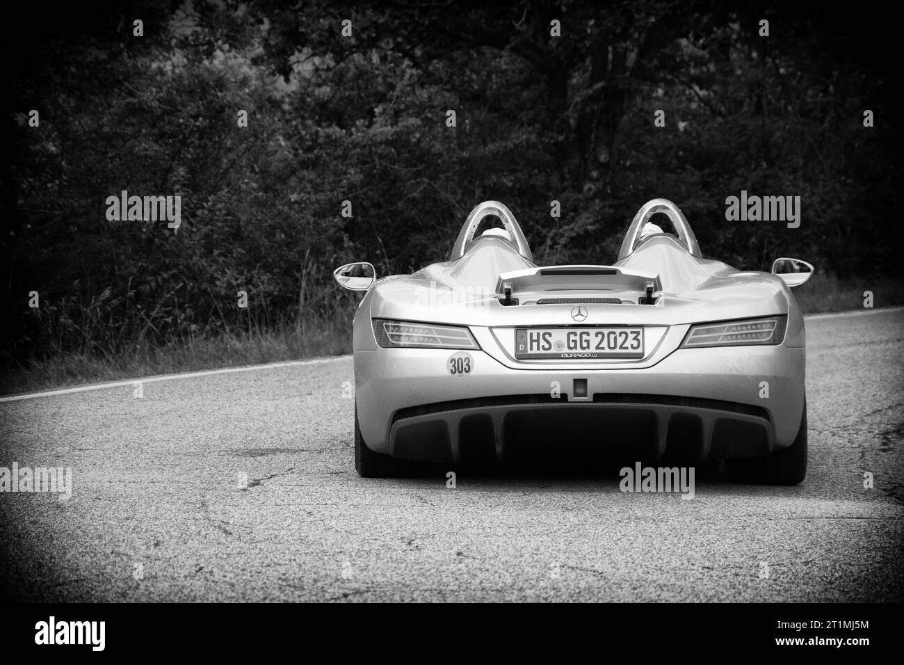 Mercedes benz digital dashboard Black and White Stock Photos & Images ...