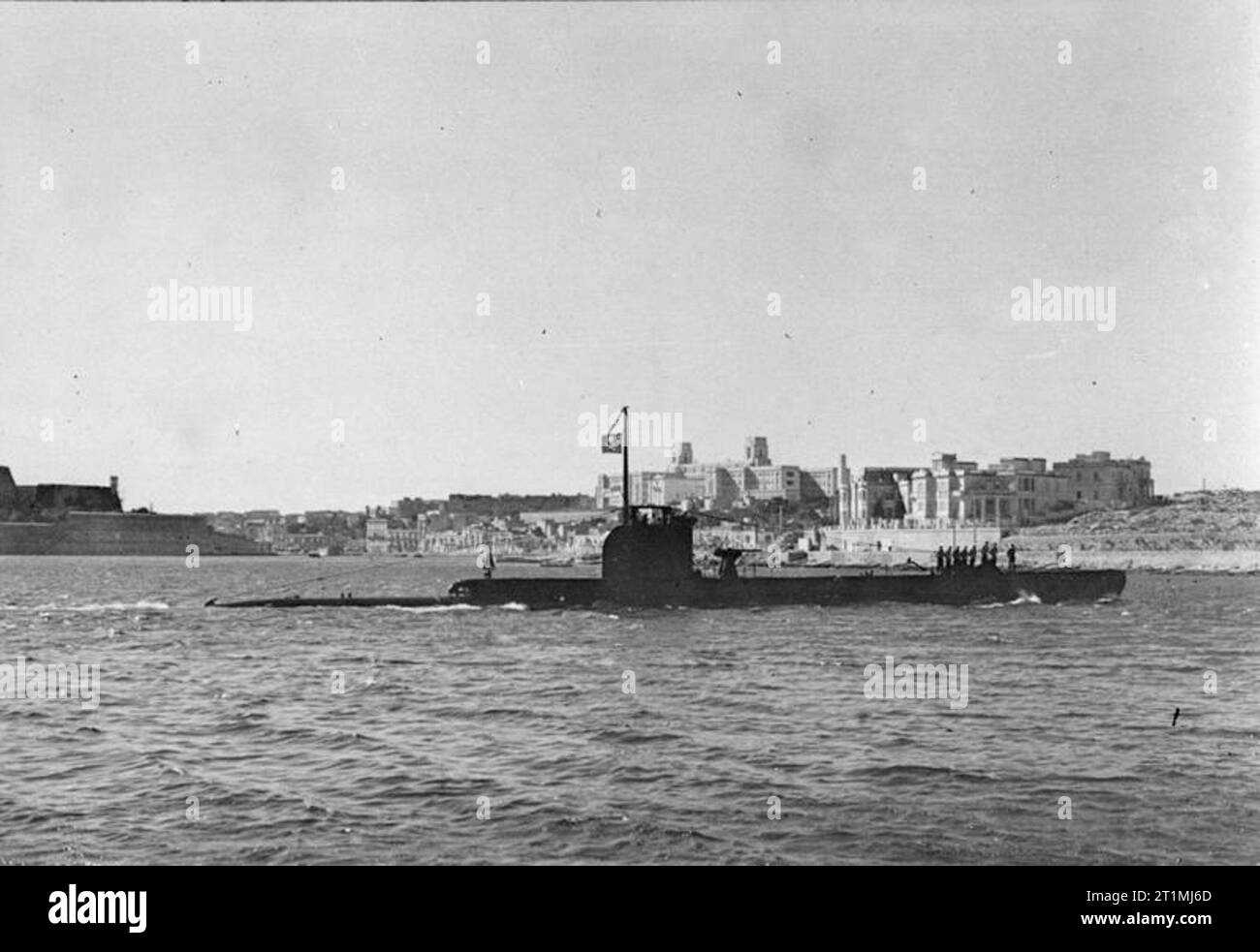 Submarines and Submarine Officers. 4 February 1943, Malta. HMS UNA ...