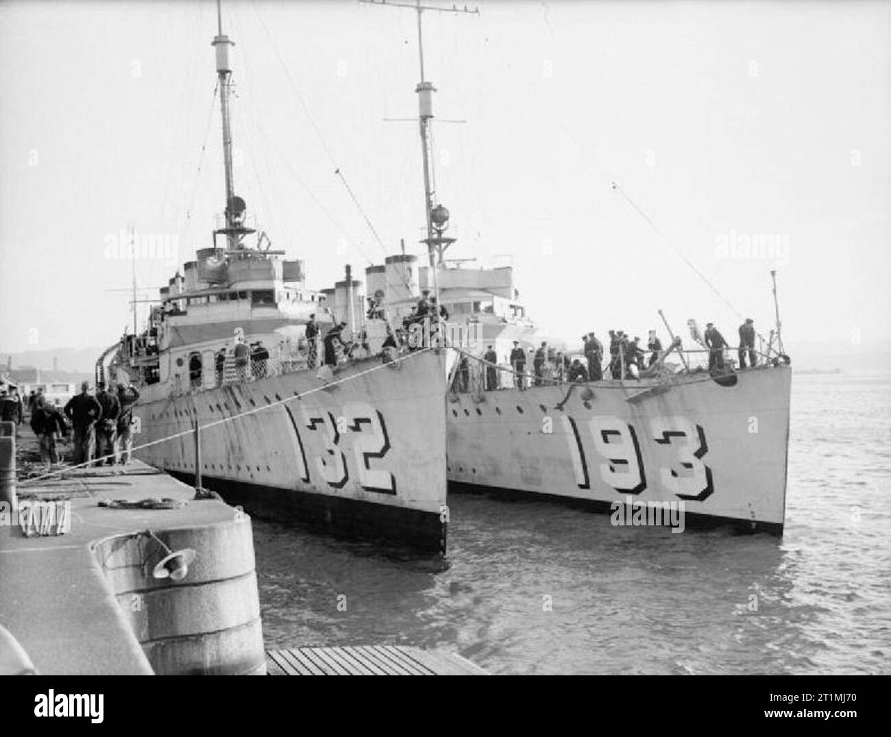 Ww2 us navy destroyer hi-res stock photography and images - Alamy