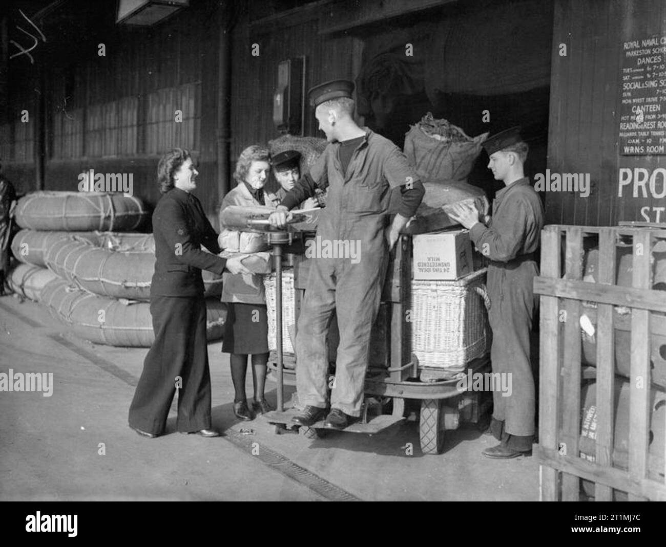 Ships supplying Black and White Stock Photos & Images - Alamy