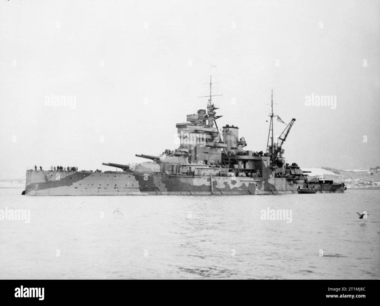 The British Battleship HMS Queen Elizabeth; 35,00o Ton Battleship. HMS ...