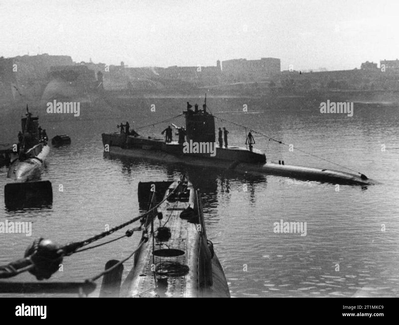 The Royal Navy during the Second World War At the Malta submarine base ...