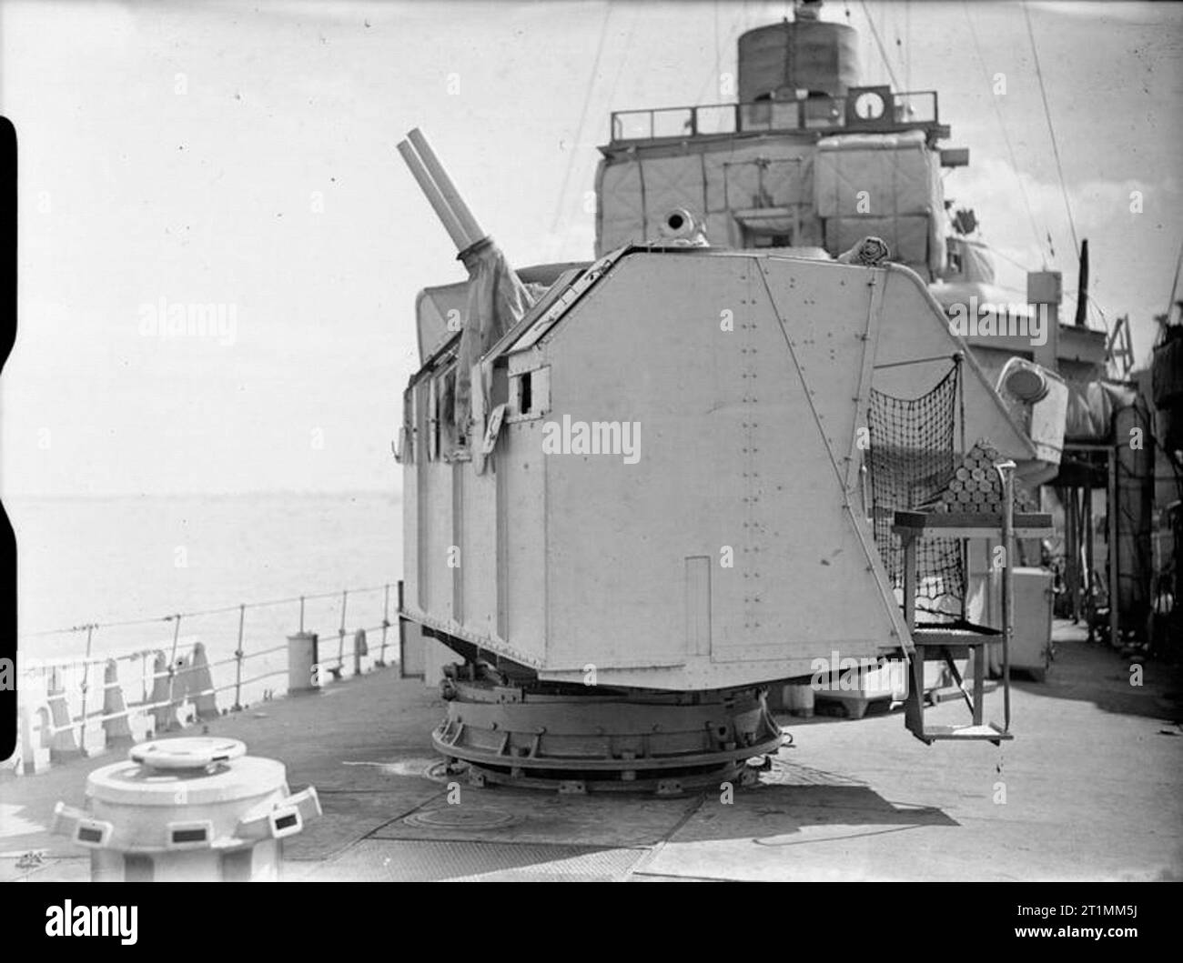 The Royal Navy during the Second World War The 6-pounder gun mark I in ...