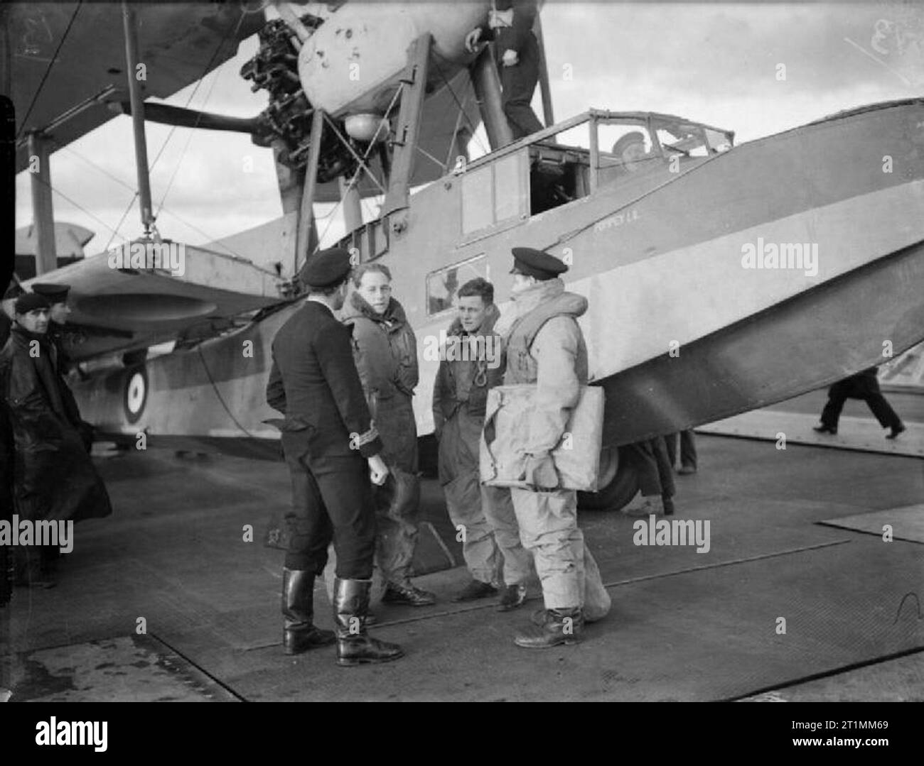 The Royal Navy during the Second World War The crew; pilot, observer ...