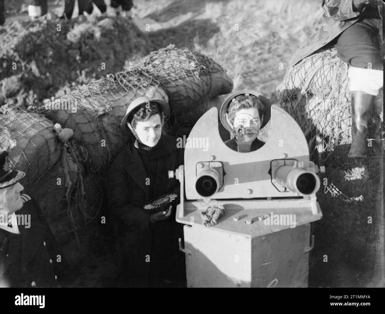 The Royal Navy during the Second World War Looking down into a gun pit ...
