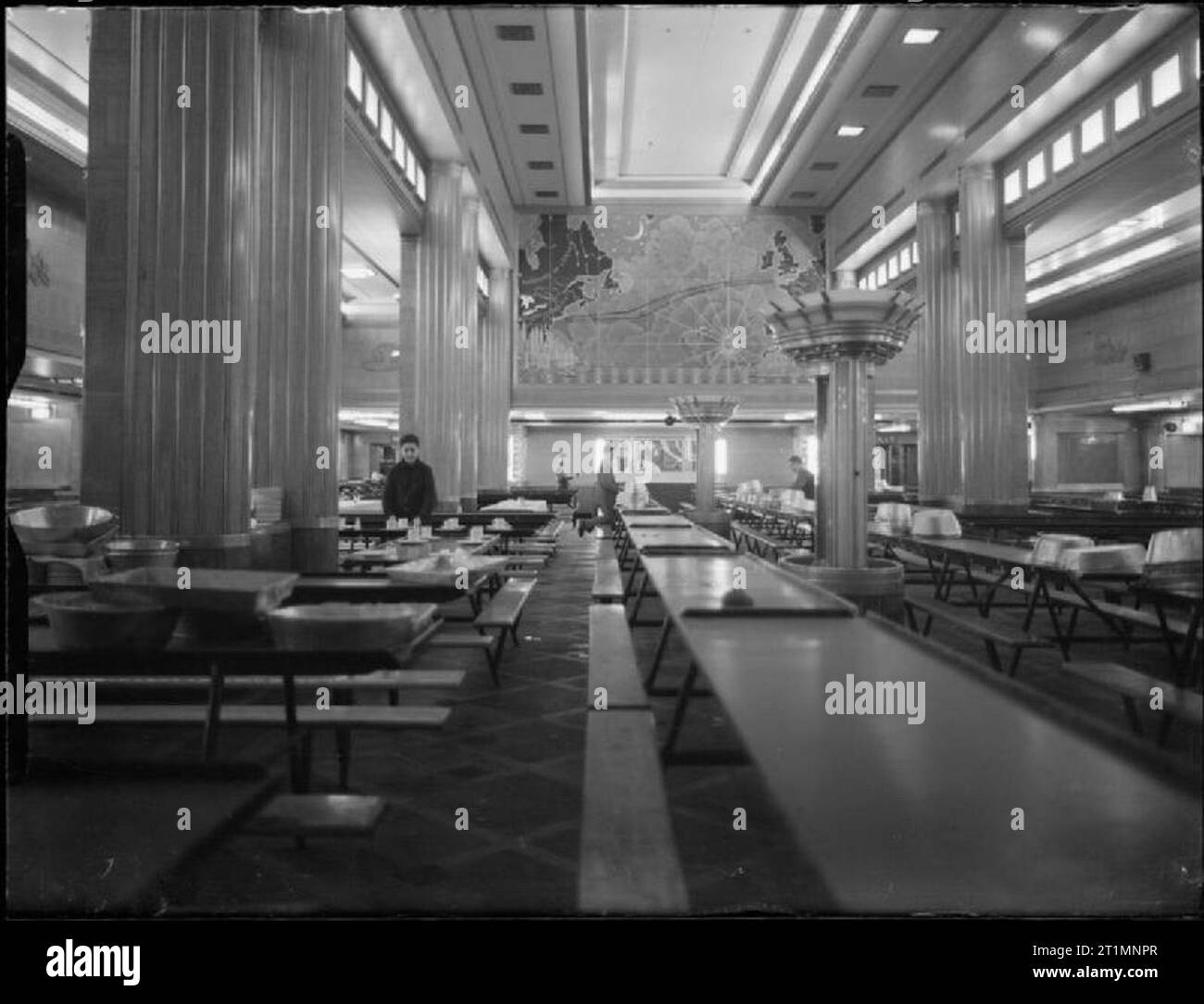 Ww2 american mess hall Black and White Stock Photos & Images - Alamy