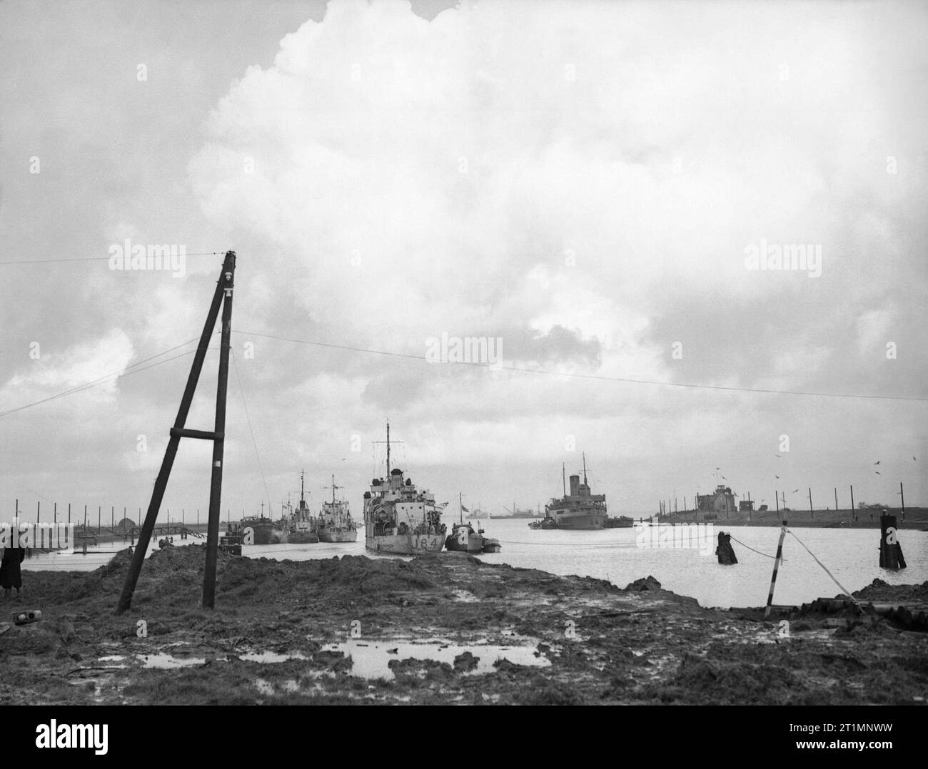 Channel operations Black and White Stock Photos & Images - Alamy