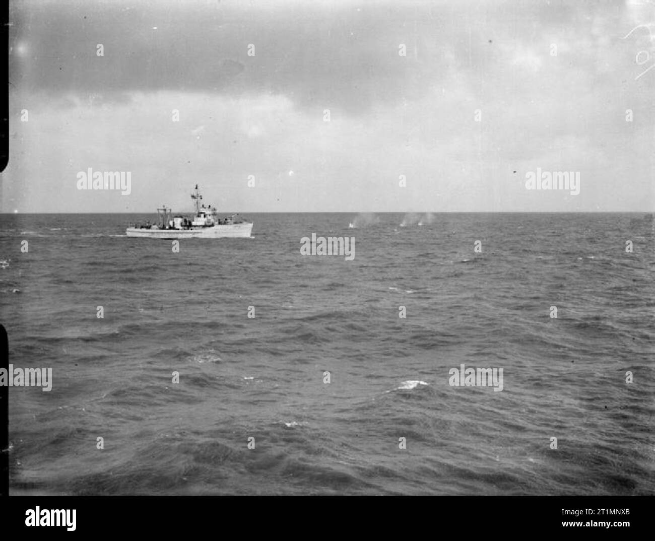 The Royal Navy during the Second World War A British minesweeper, MMS ...