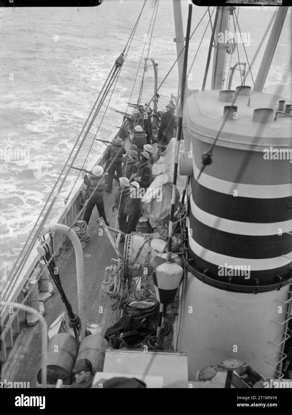 The Royal Navy during the Second World War Crew of the British Yard ...