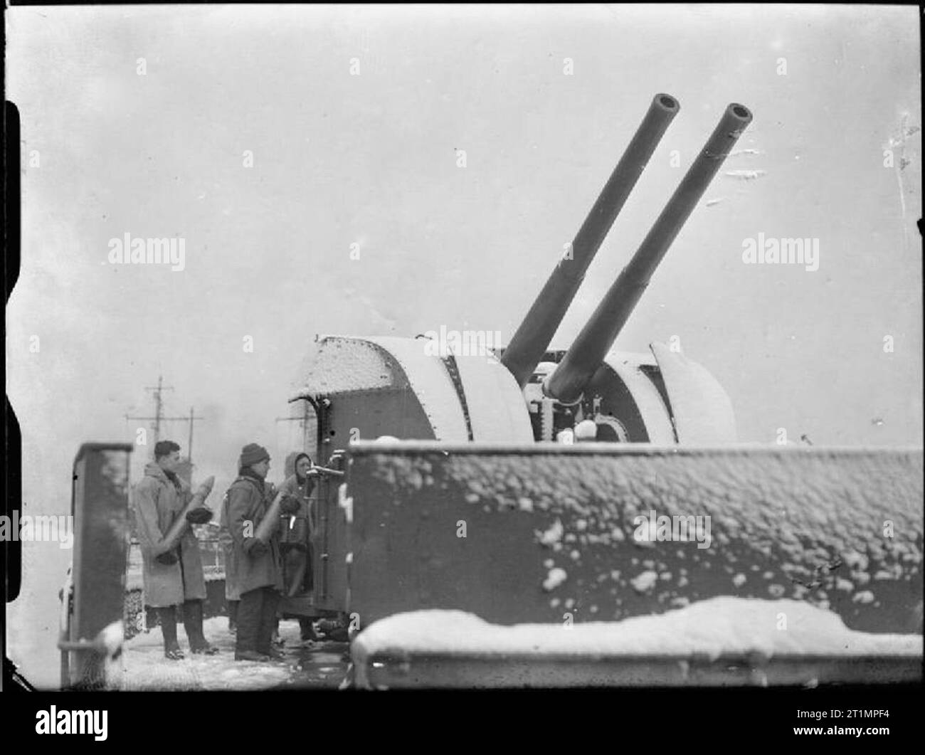 4 inch gun navy Black and White Stock Photos & Images - Alamy