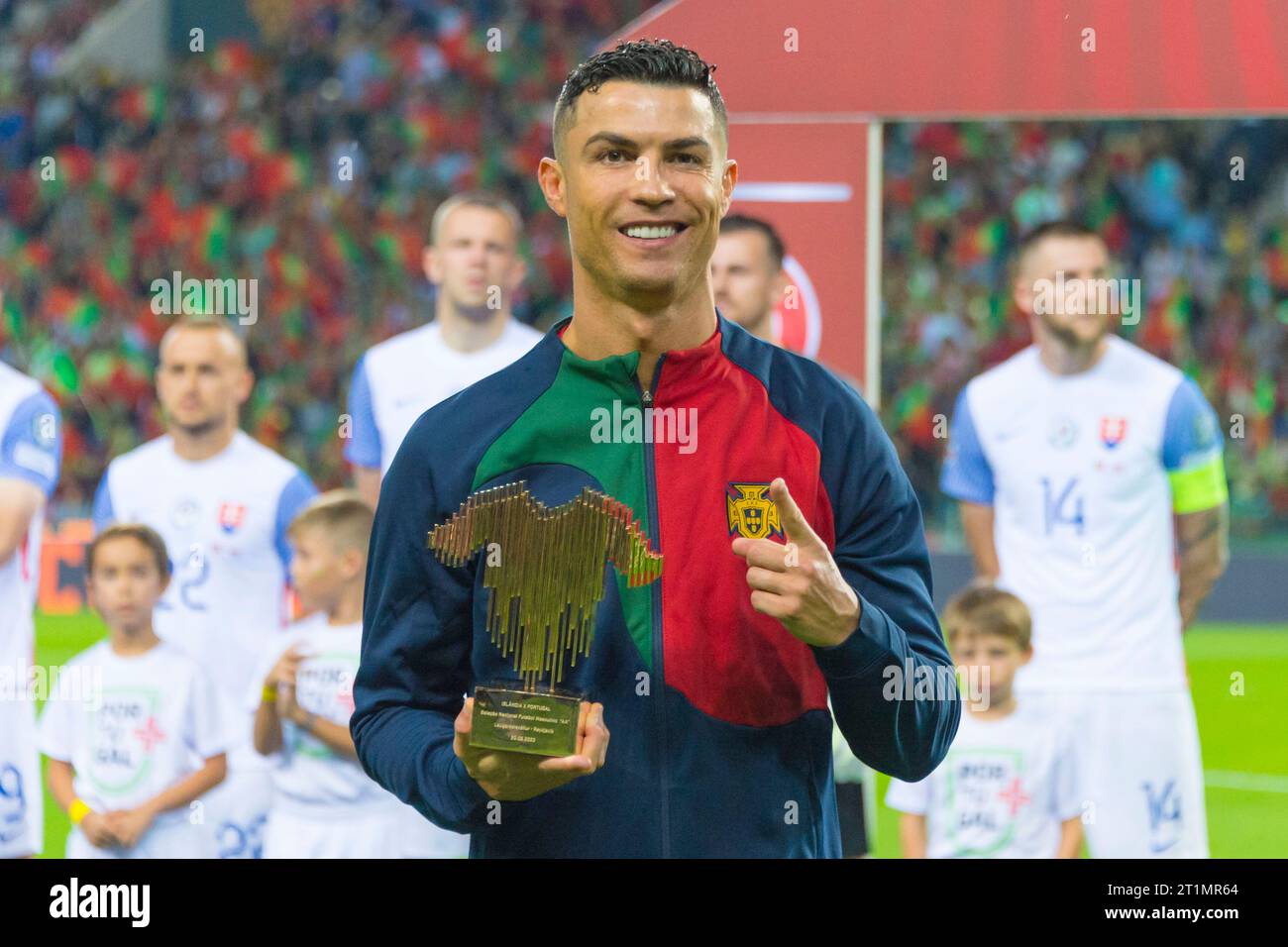 Cristiano ronaldo award hi-res stock photography and images - Alamy