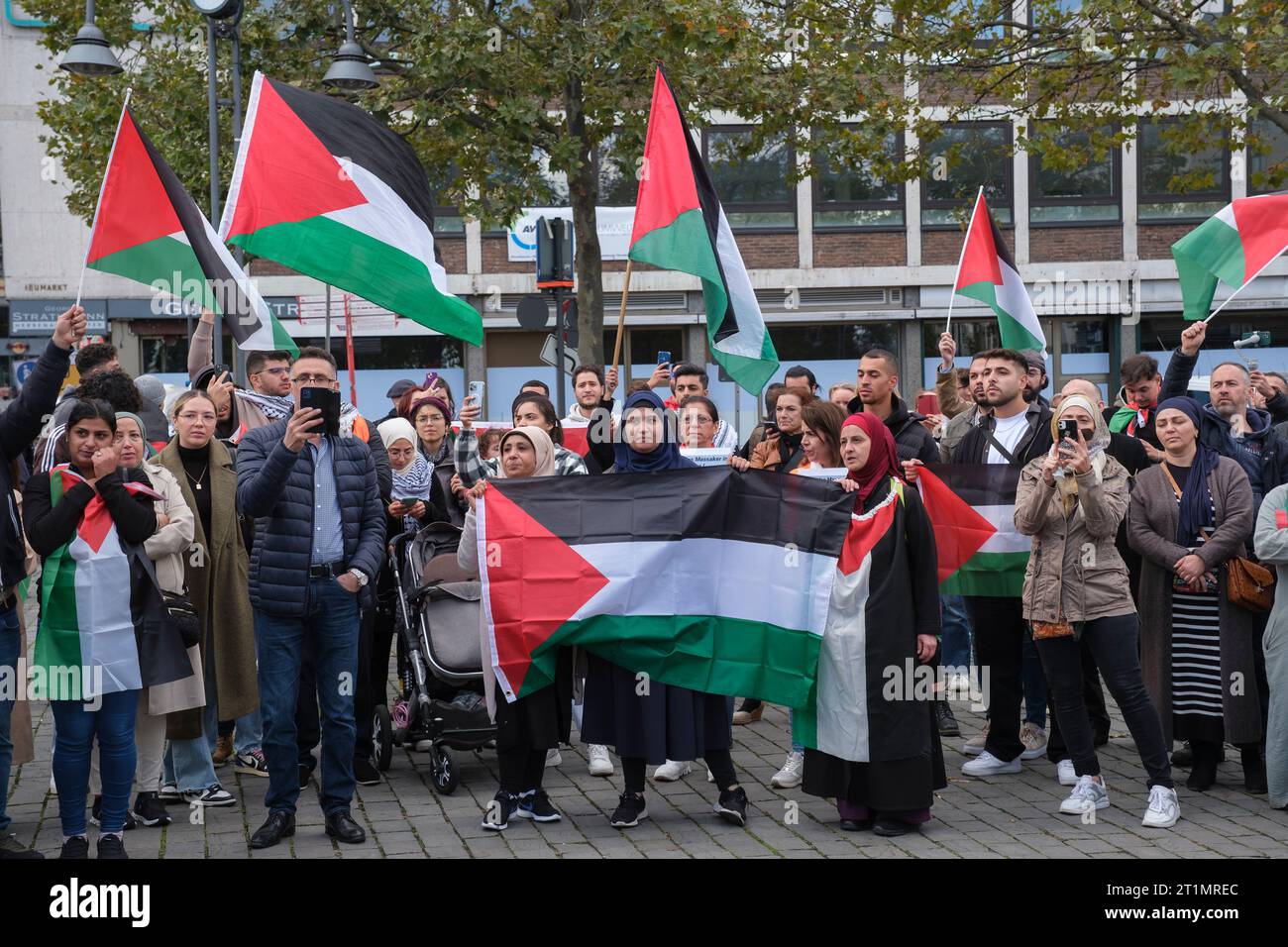 A solidarity demonstration for Israel and a second rally by ...