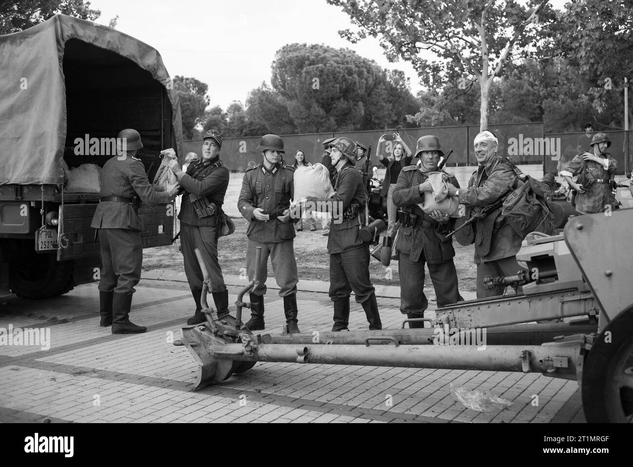 Historia ww2 Black and White Stock Photos & Images - Alamy