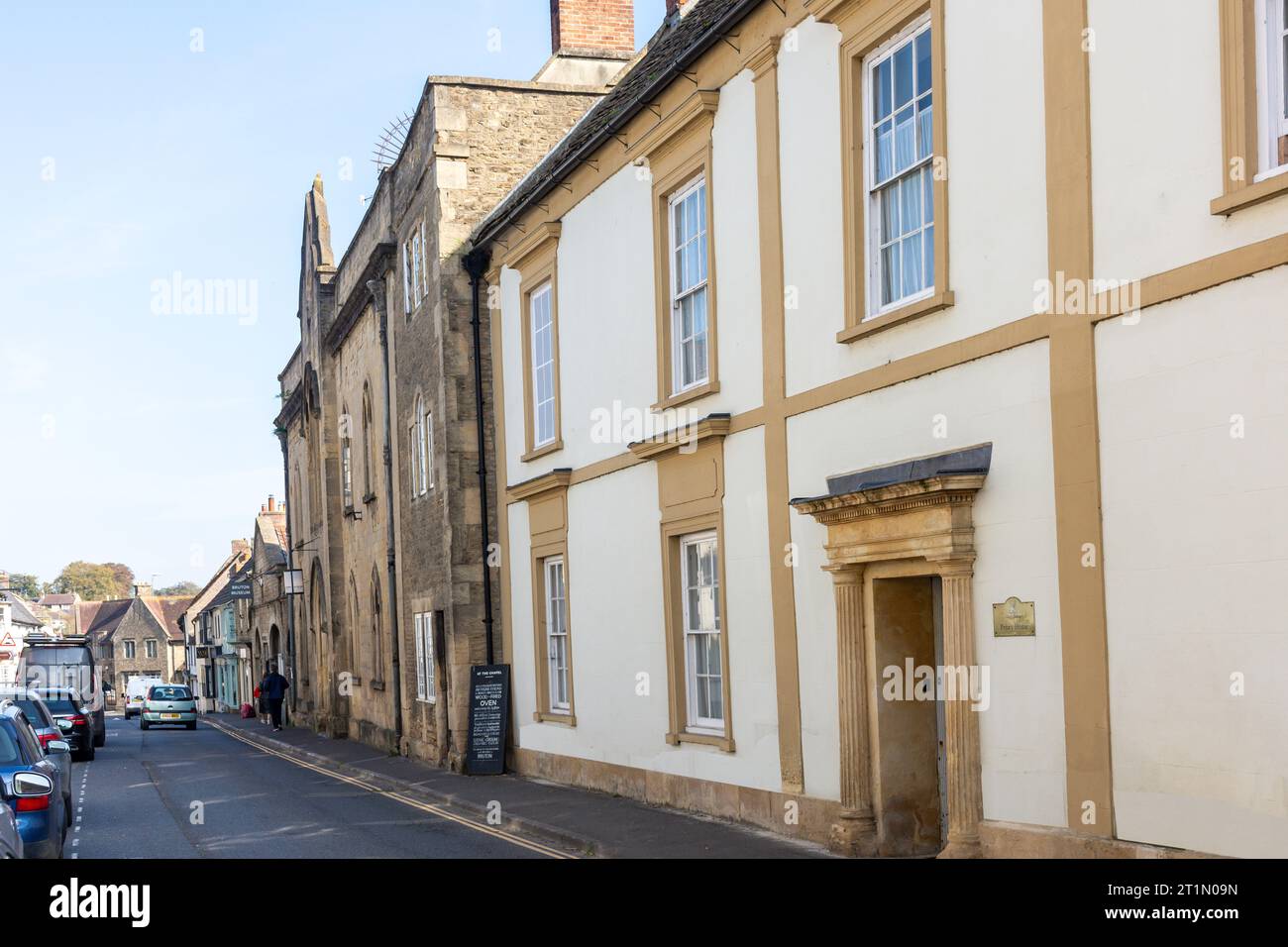 Period buildings high street bruton town centre somerset uk engl hi-res ...