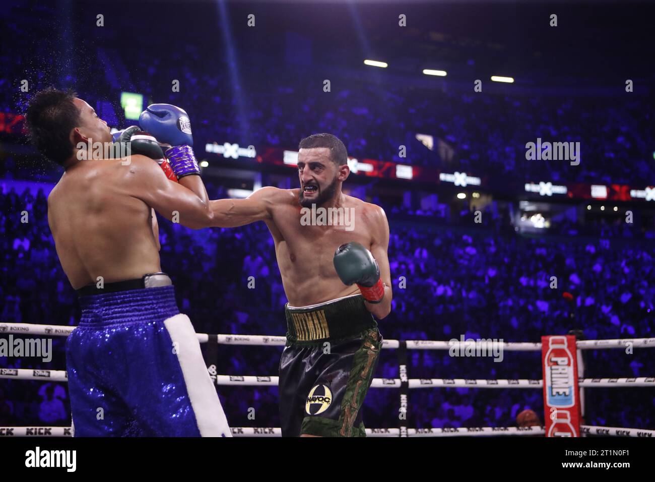 Slim (right) in action against salt papi during their middleweight bout ...