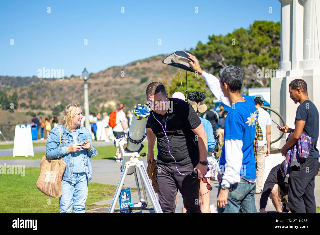 Watching the solar eclipse at Griffith Observatory Stock Photo - Alamy