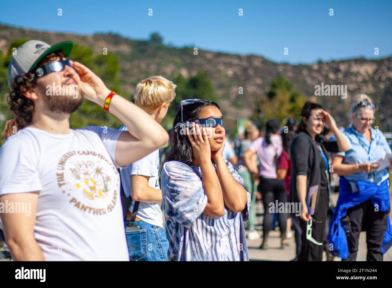 Watching the solar eclipse at Griffith Observatory Stock Photo - Alamy