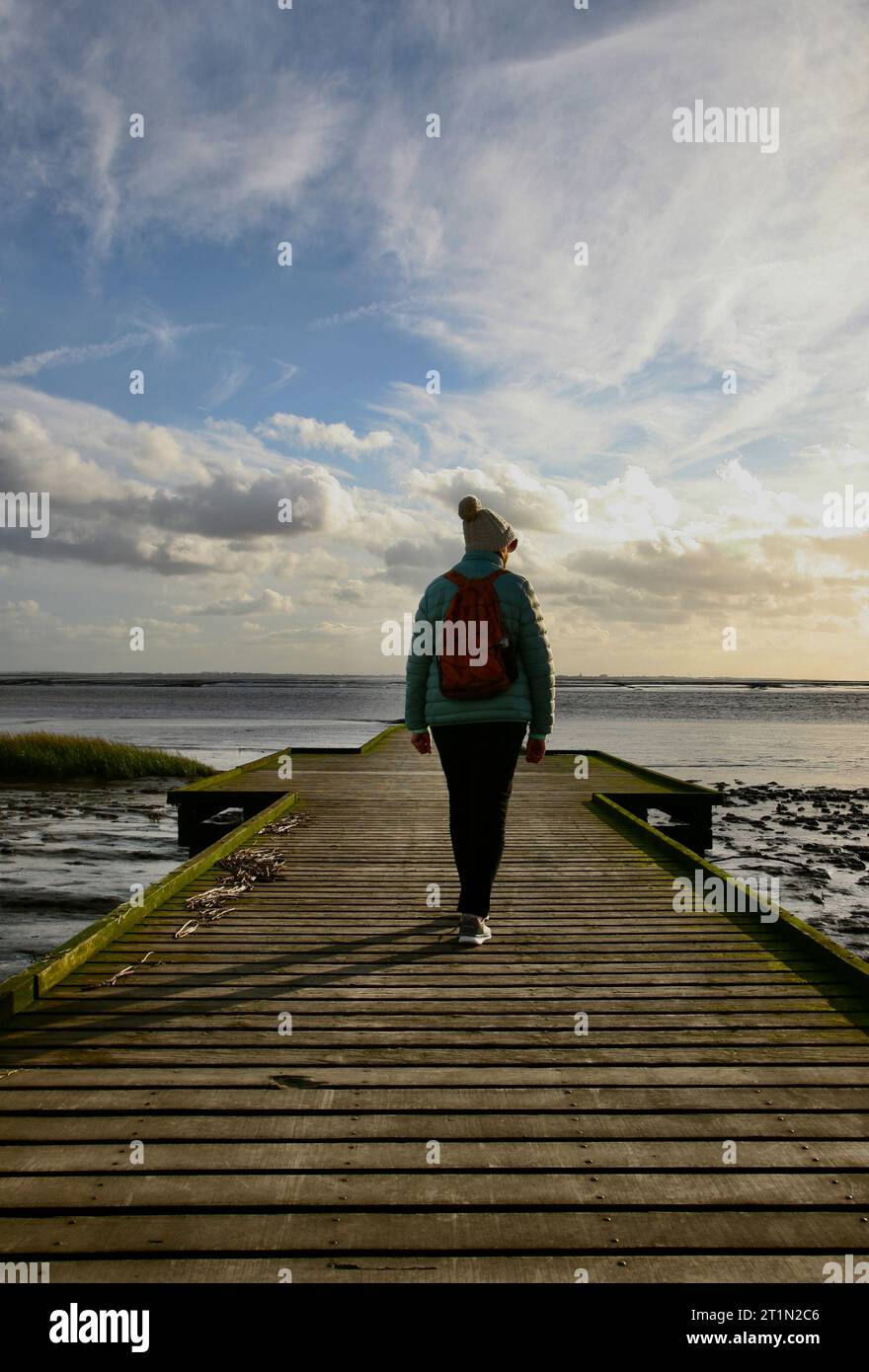 Wooden jetty side view hi-res stock photography and images - Alamy
