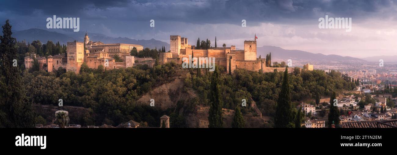 Panoramic view alhambra sunset hi-res stock photography and images - Alamy