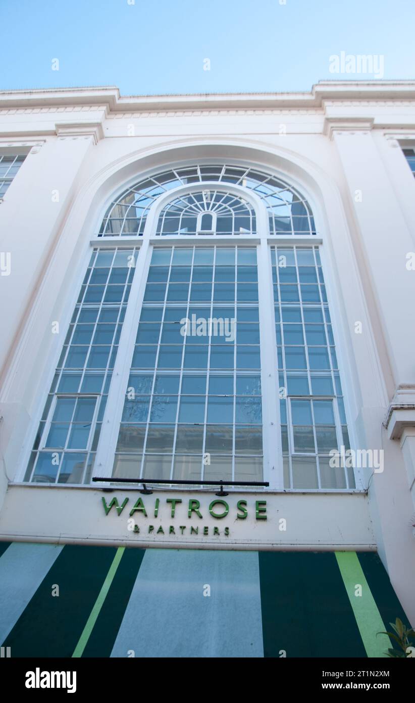 Waitrose, Motcomb Street, Belgravia, London, UK Stock Photo - Alamy
