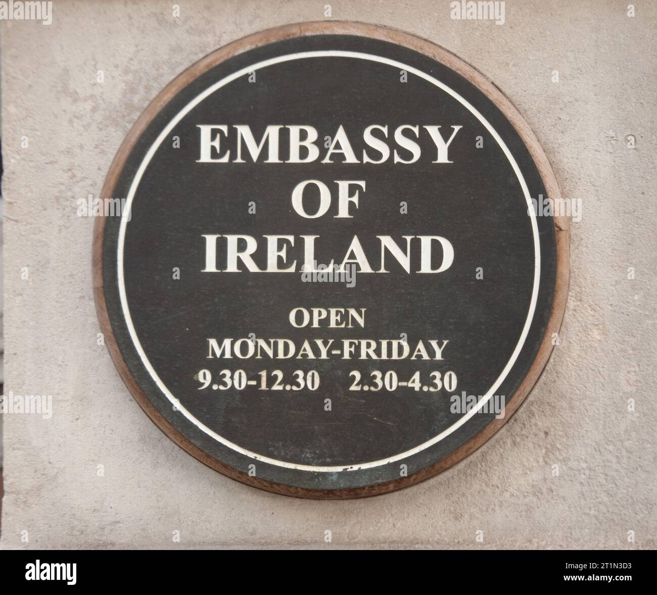 Uk embassy opening hi-res stock photography and images - Alamy