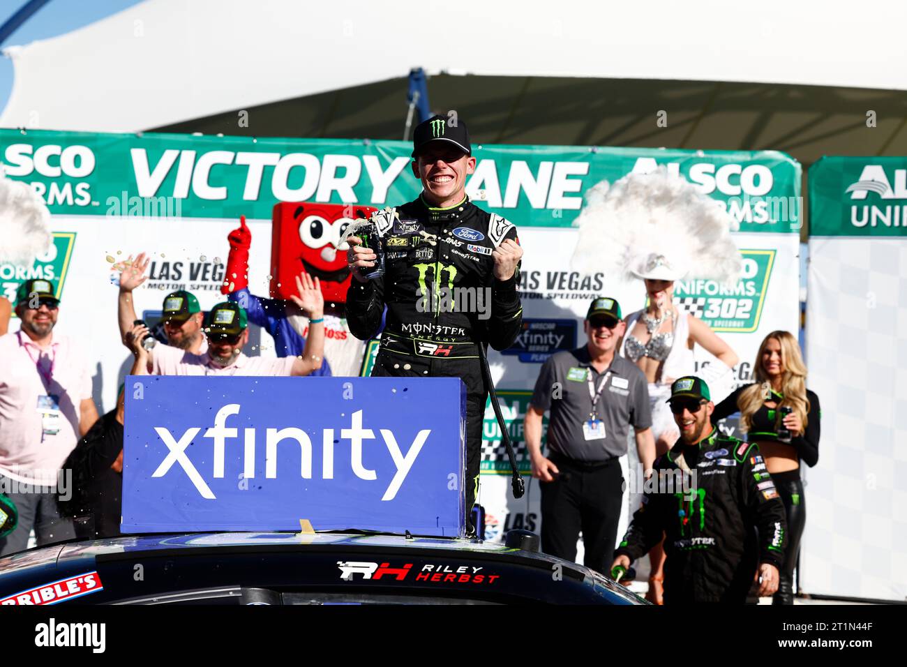 LAS VEGAS, NV - OCTOBER 14: Riley Herbst (#98 Stewart Haas Racing ...