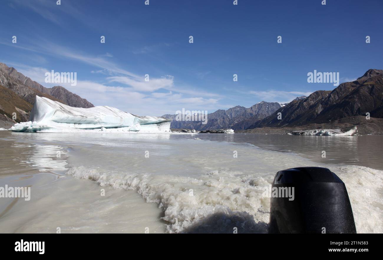 The view of a iceberg from a speed boat cruising in Tasman Lake at the ...