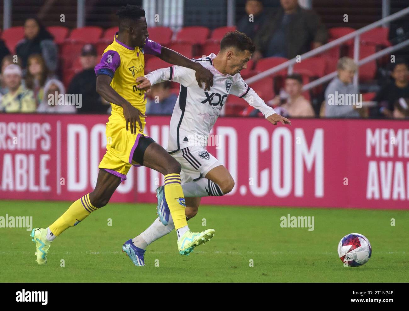 Ghanain soccer team hi-res stock photography and images - Alamy