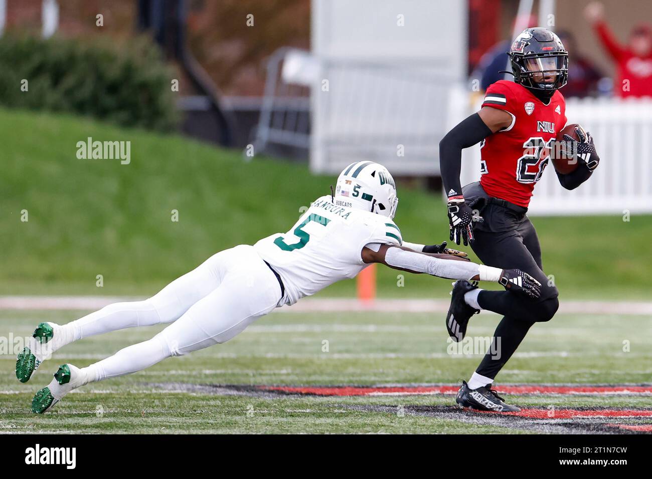 Northern Illinois Huskies safety Cyrus McGarrell (22) rushes with the ...