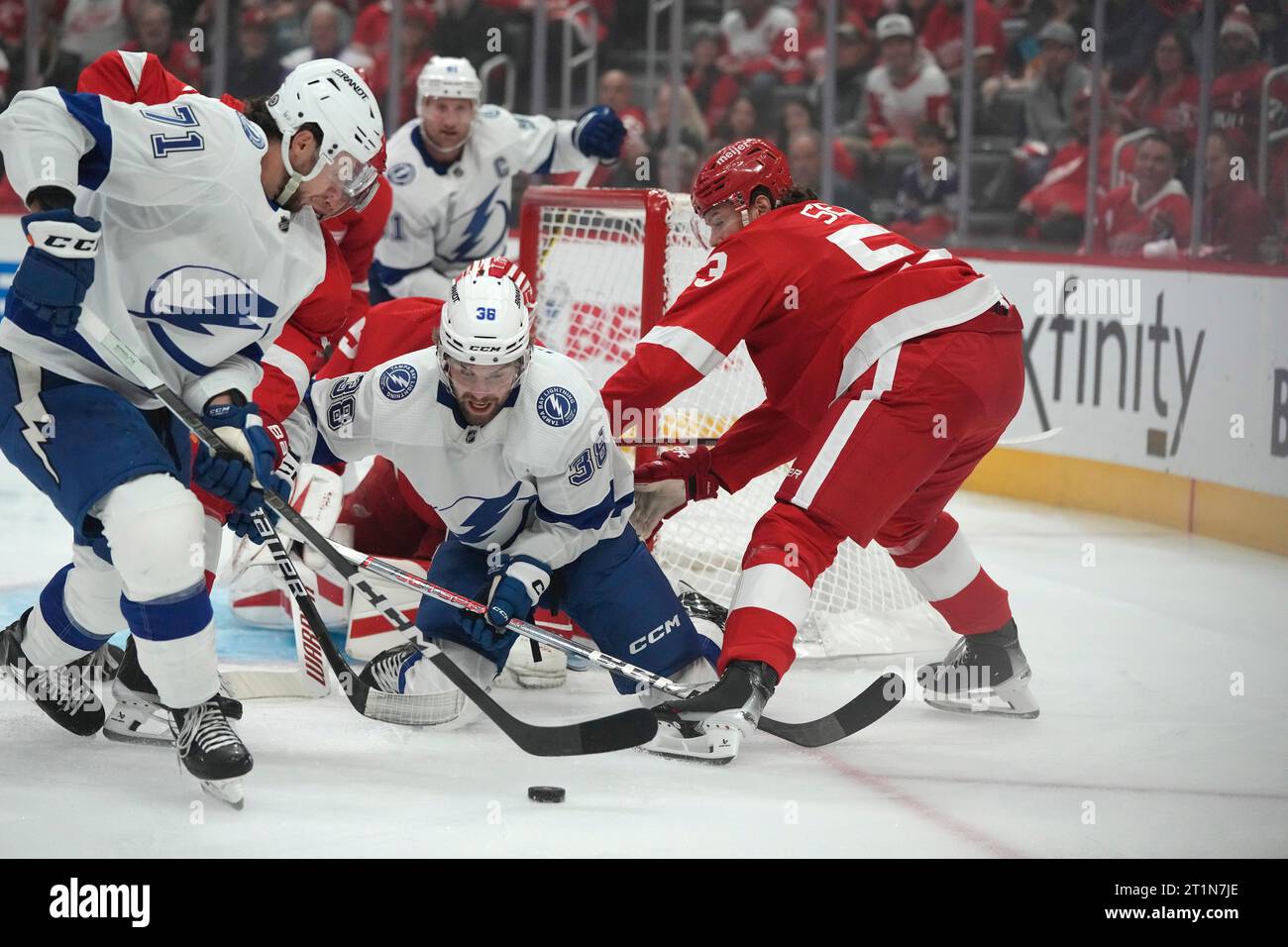 Tampa Bay Lightning center Anthony Cirelli (71) and left wing Brandon ...
