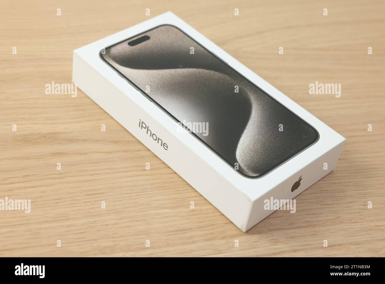 Iphone 15 pro max hi-res stock photography and images - Alamy