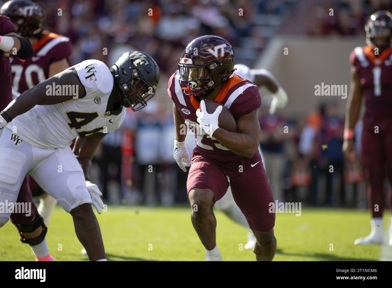 Lane Stadium Blacksburg, VA, USA. 14th Oct, 2023. Virginia Tech Hokies ...