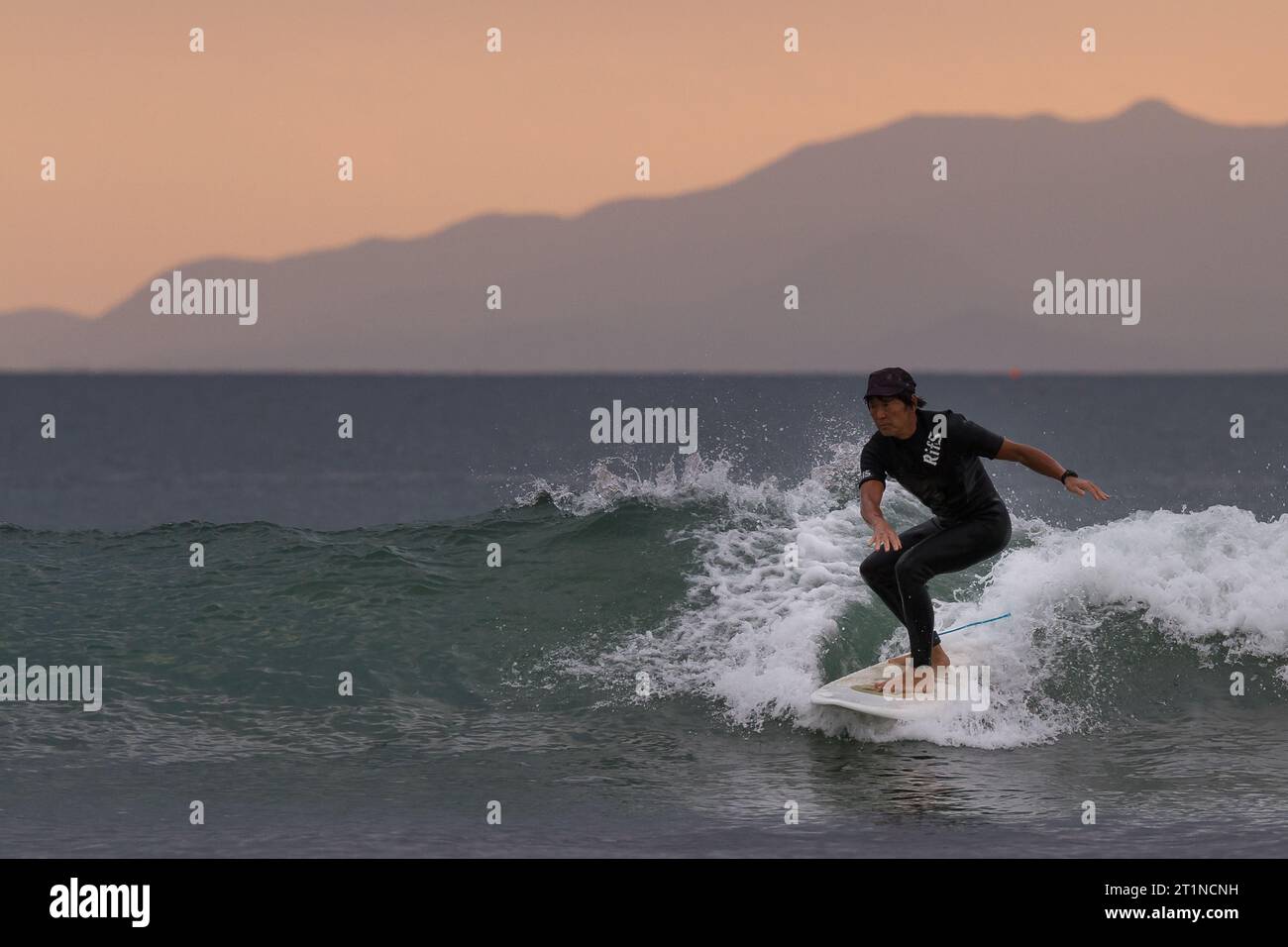 Japanese surfer hi-res stock photography and images - Alamy