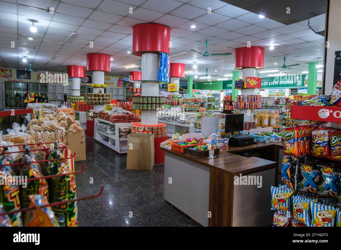 Beverages vendor hi-res stock photography and images - Alamy