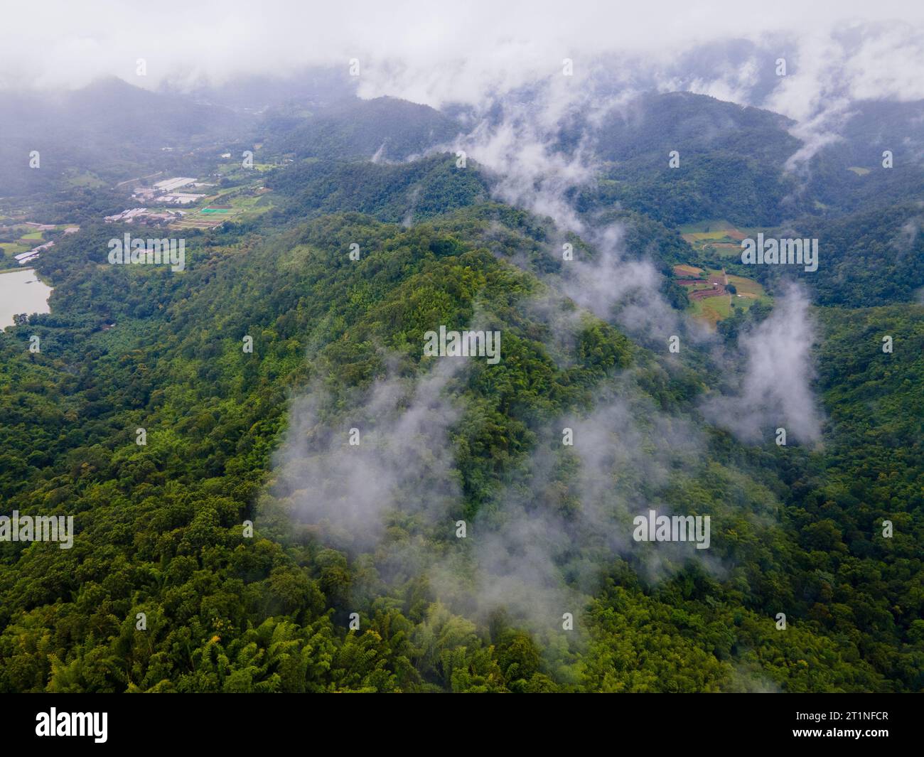 Samoeng Forest Park , a spectacular views of the forest and mountains ...