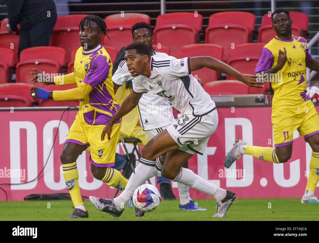 Ghanain soccer team hi-res stock photography and images - Alamy