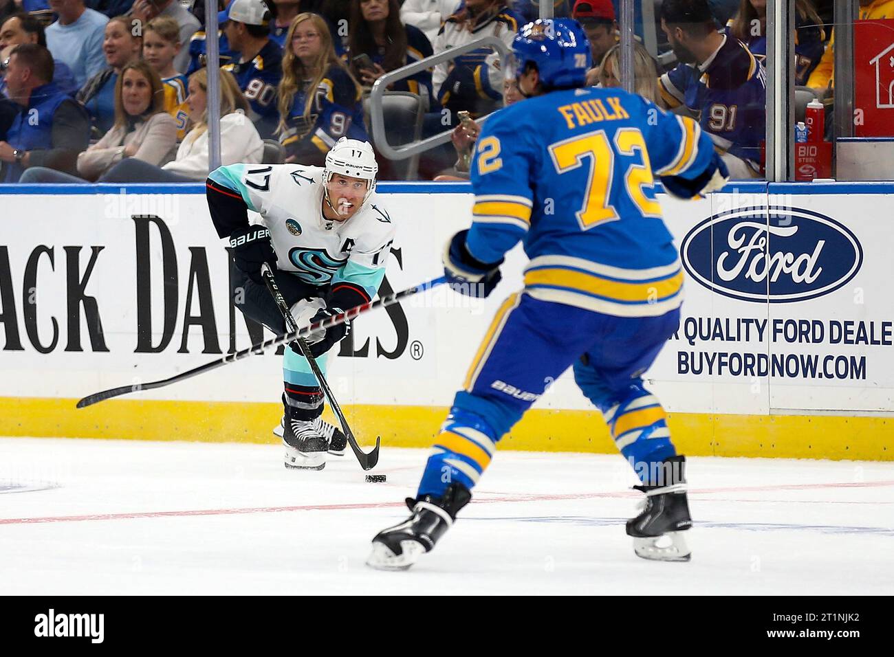Seattle Kraken's Jaden Schwartz (17) skates with the puck as St. Louis ...