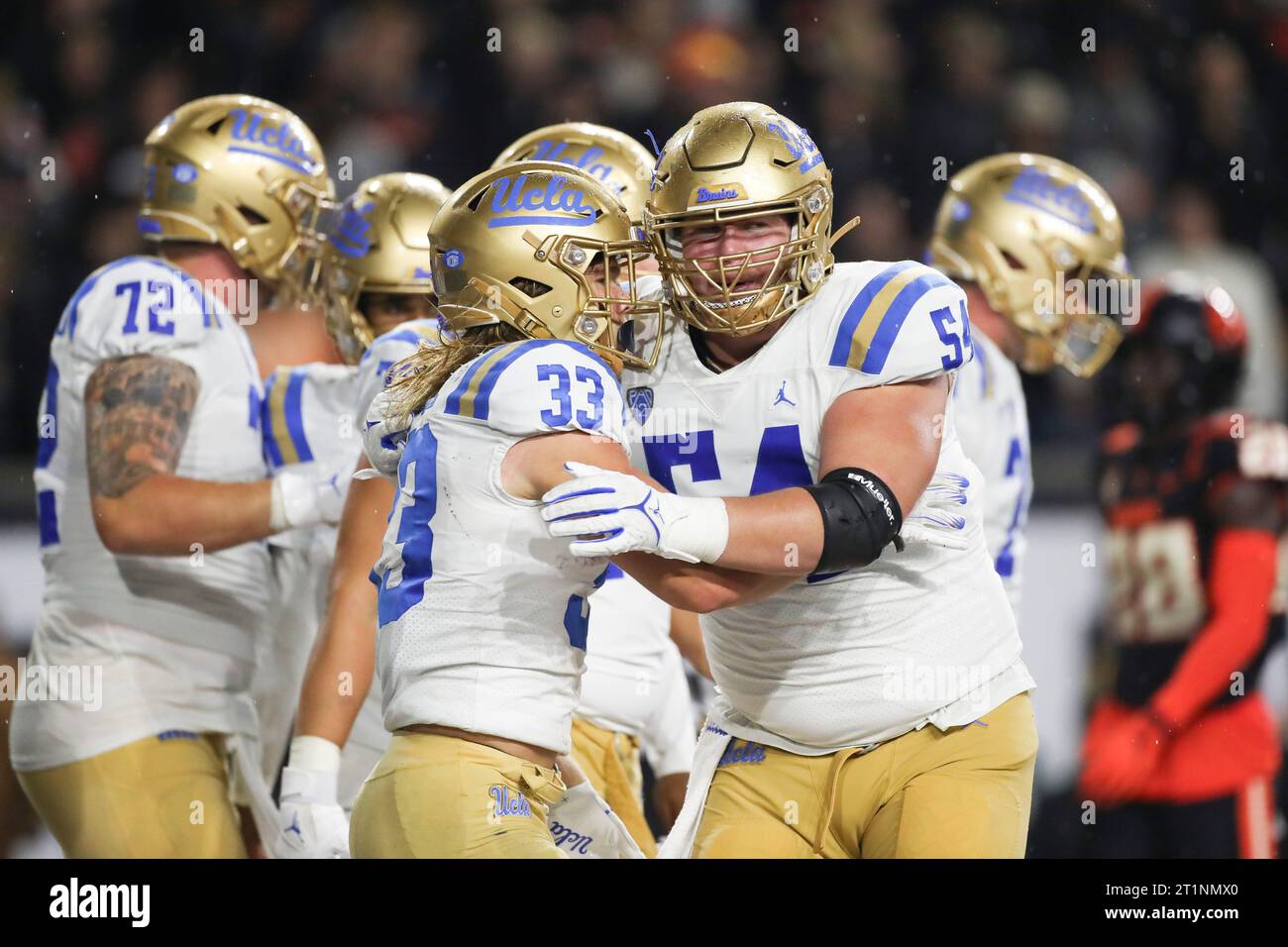 UCLA running back Carson Steele (33) celebrates his touchdown against ...