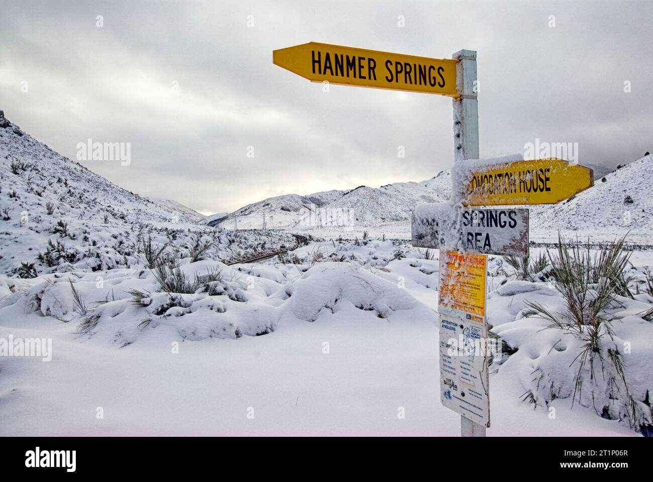Fresh snow on sign posts, Molesworth road to Hamner Springs, South ...