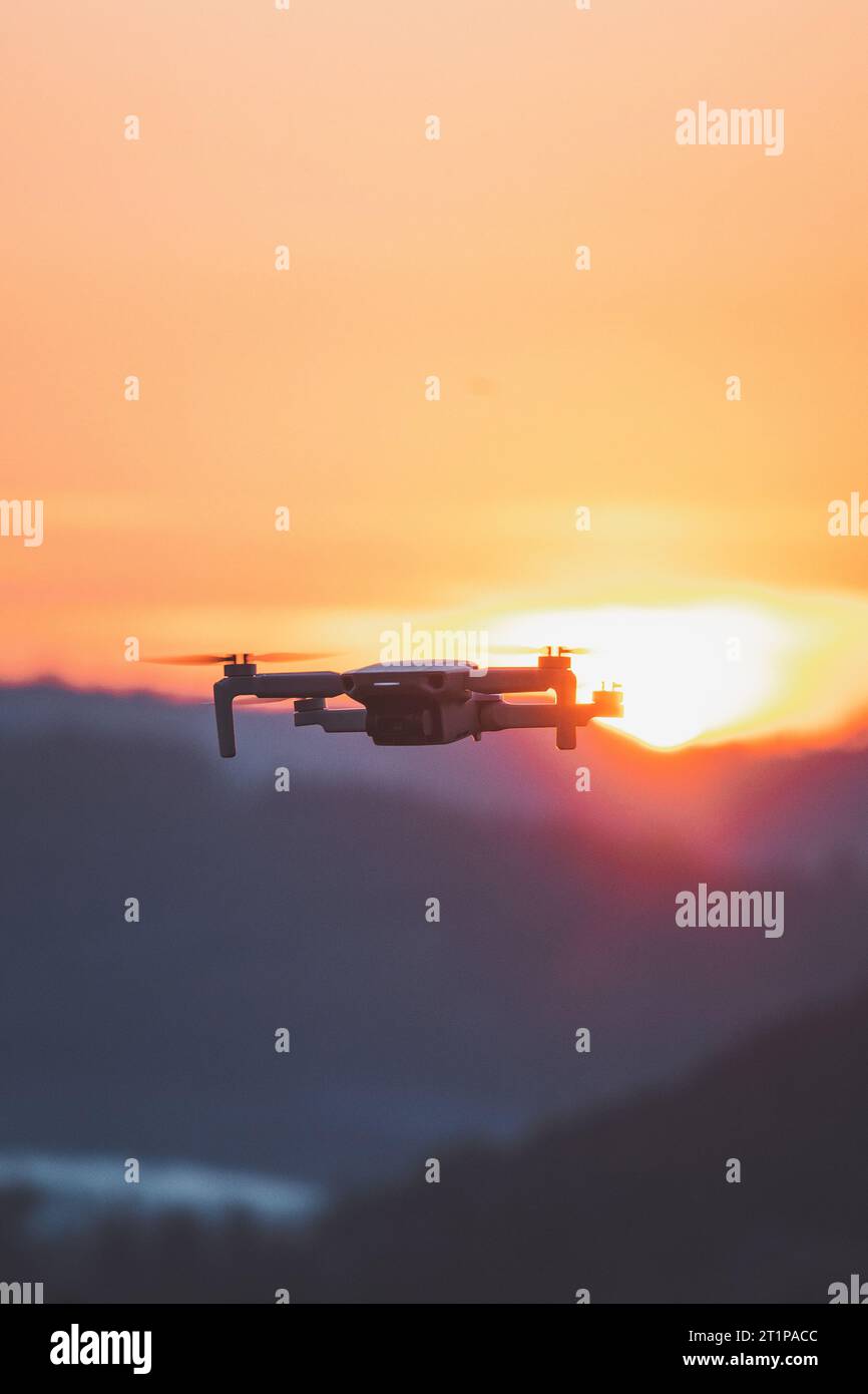 Cinematic aviation hi-res stock photography and images - Alamy