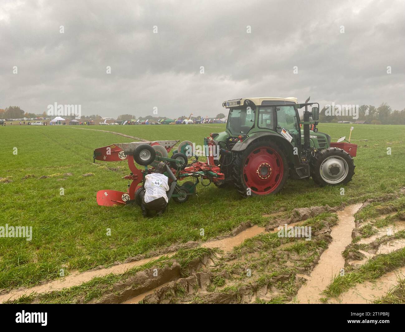 Wm tractor hi-res stock photography and images - Alamy