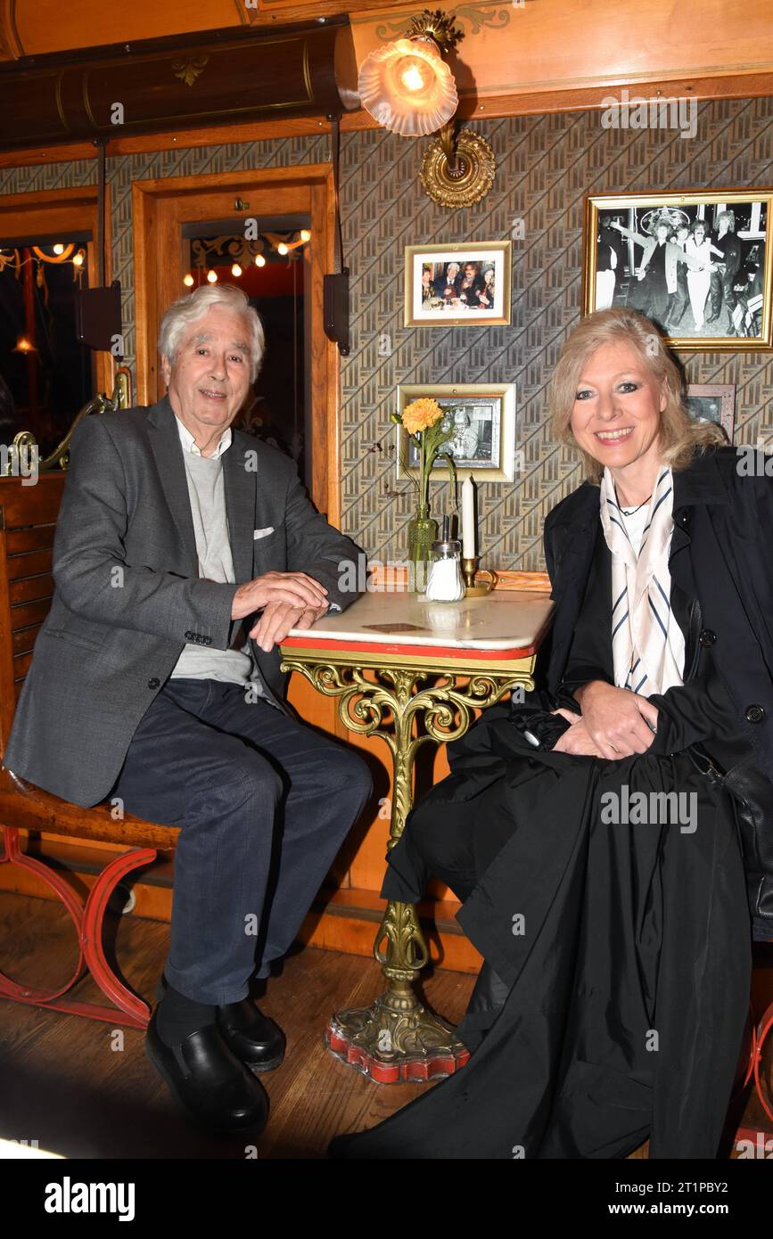 Prof Dr Fritz Scherer FCBayern Expraesident Claudia Ide-Scherer Muenchen 14.10.2023 Werksviertel ...