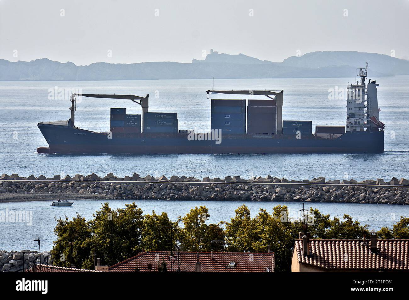 Marseille, France. 14th Oct, 2023. The container ship OPS Hamburg ...