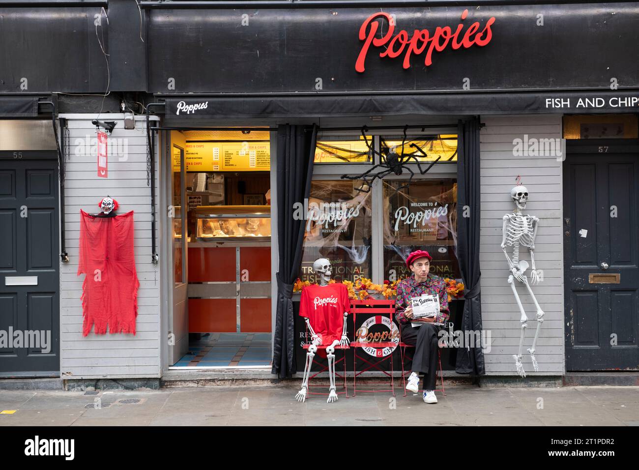 Poppie’s fish and chips hi-res stock photography and images - Alamy