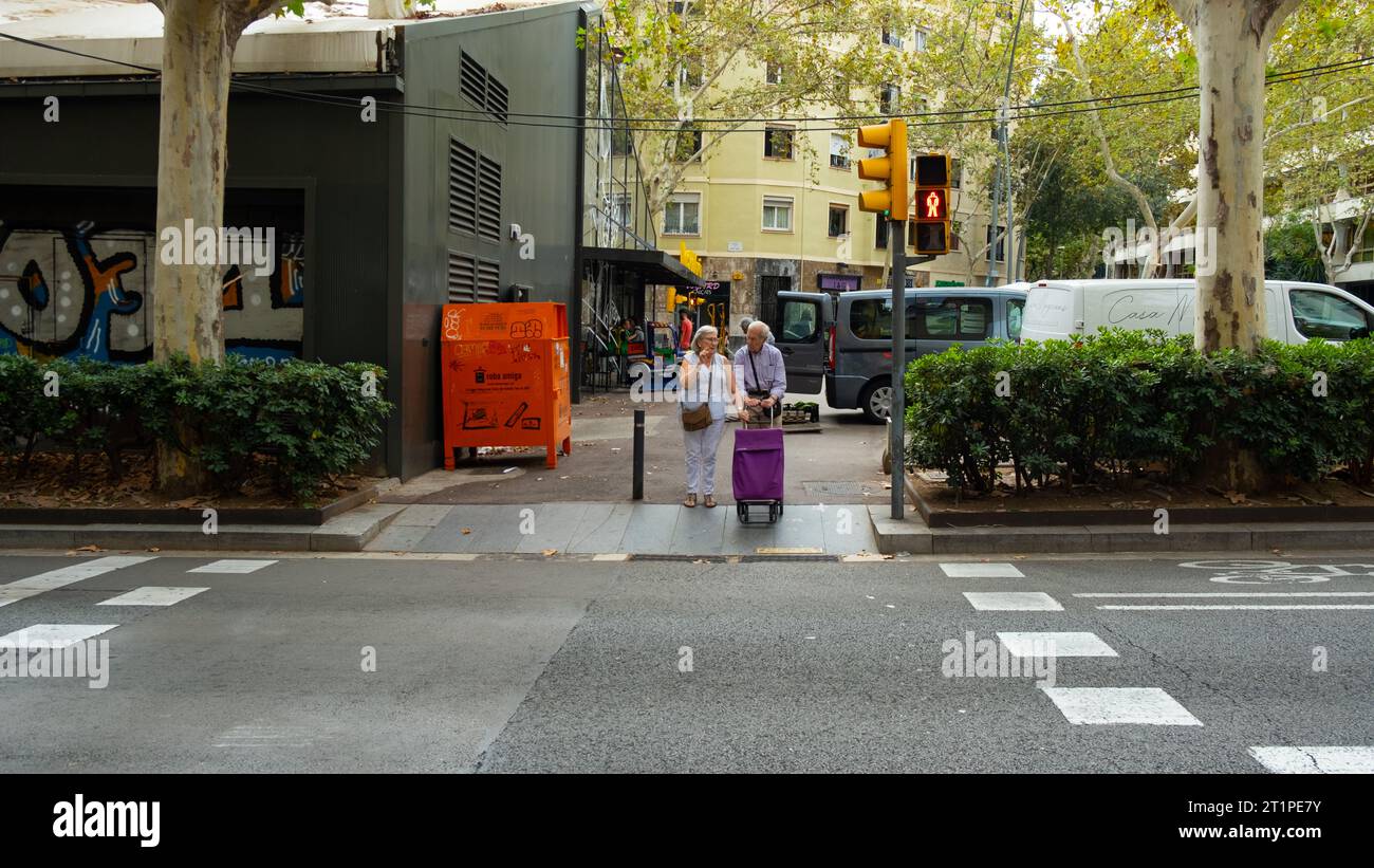 Bright colors, dimmed people Stock Photo - Alamy