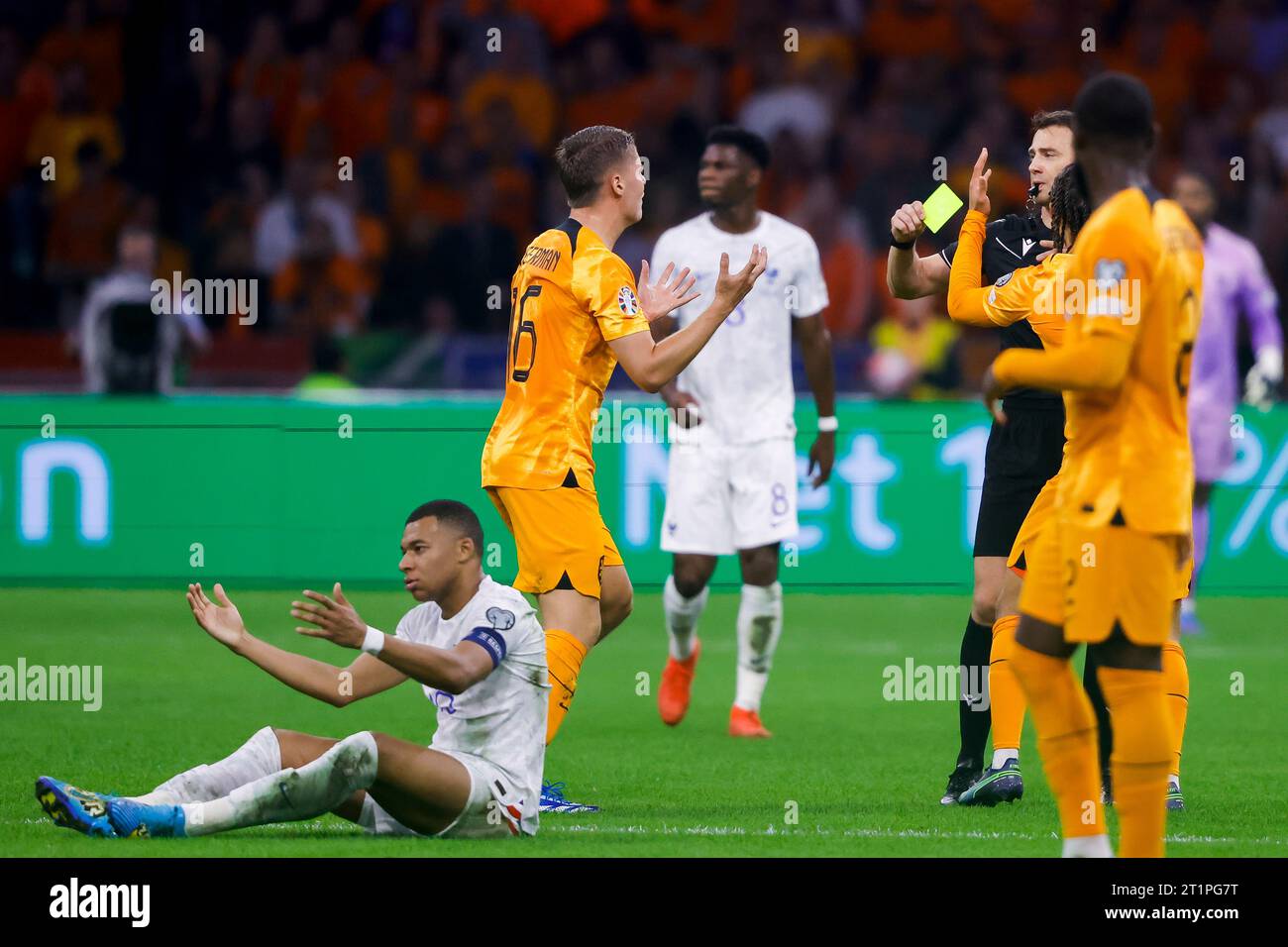 AMSTERDAM, NETHERLANDS - OCTOBER 13: Joey Veerman (Netherlands) and ...