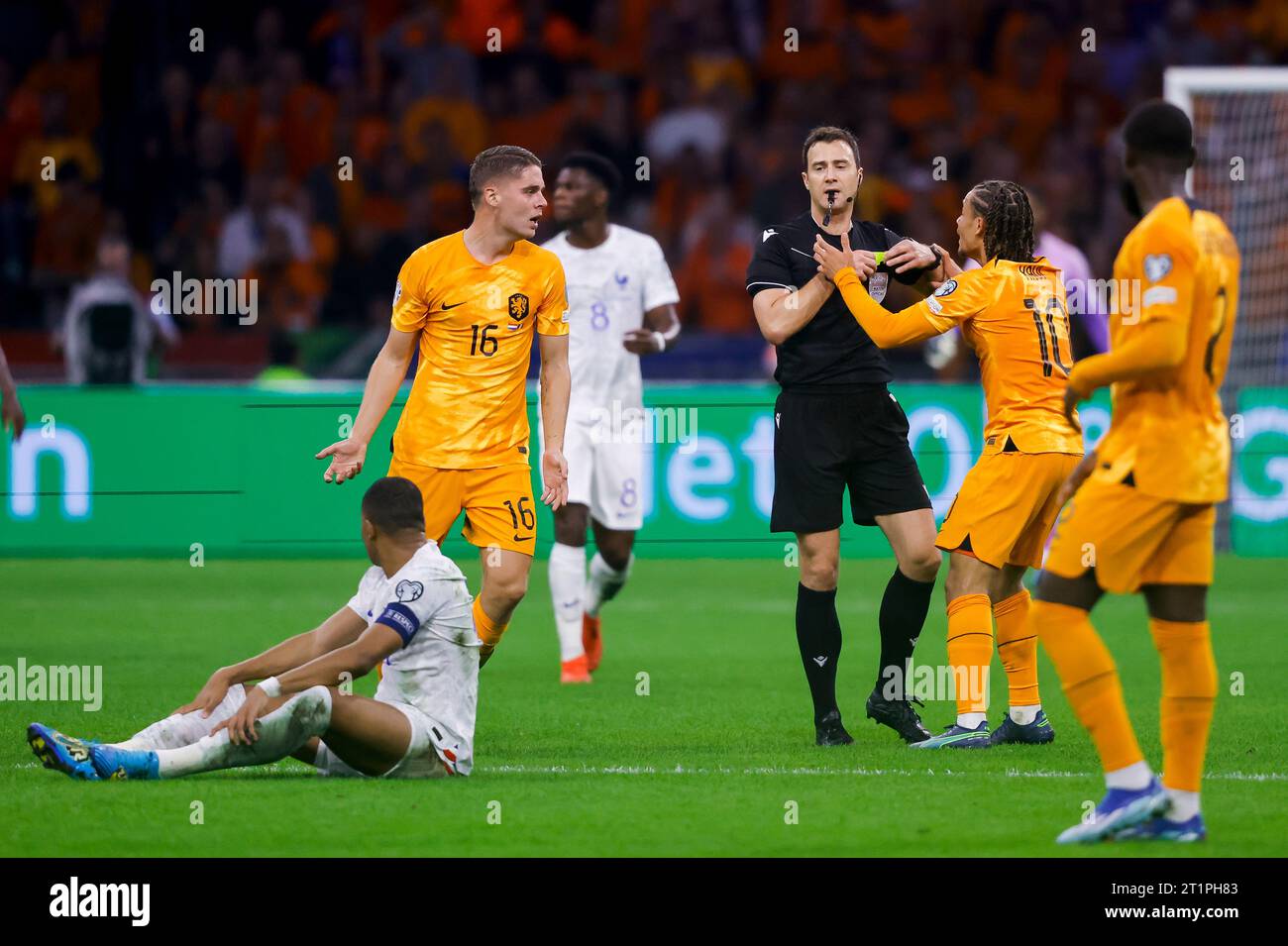 AMSTERDAM, NETHERLANDS - OCTOBER 13: Joey Veerman (Netherlands) and ...