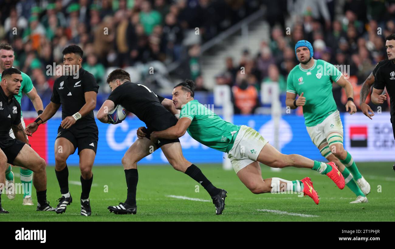 Rugby tackles hi-res stock photography and images - Alamy