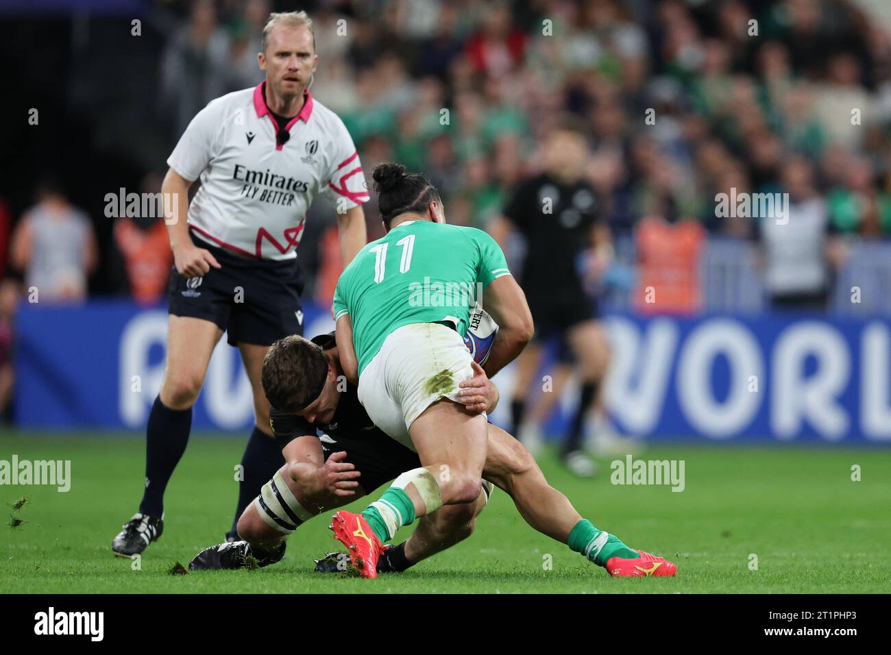 Paris, France. 15th Oct, 2023. JAMES LOWE of Team Ireland (11) in ...