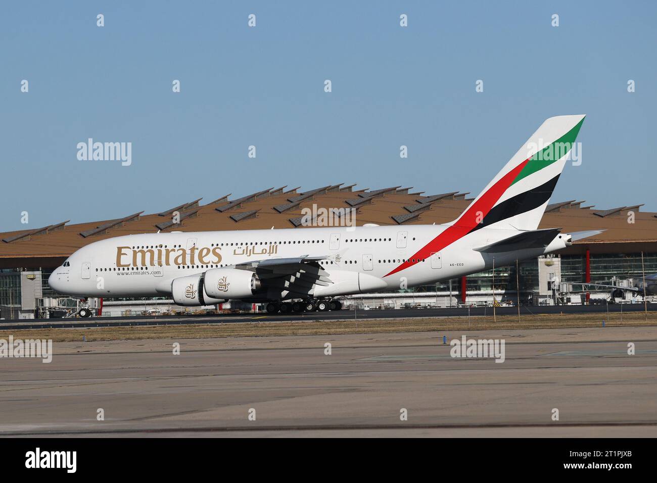 Beijing, China. 15th Oct, 2023. An airplane carrying Kenyan President ...